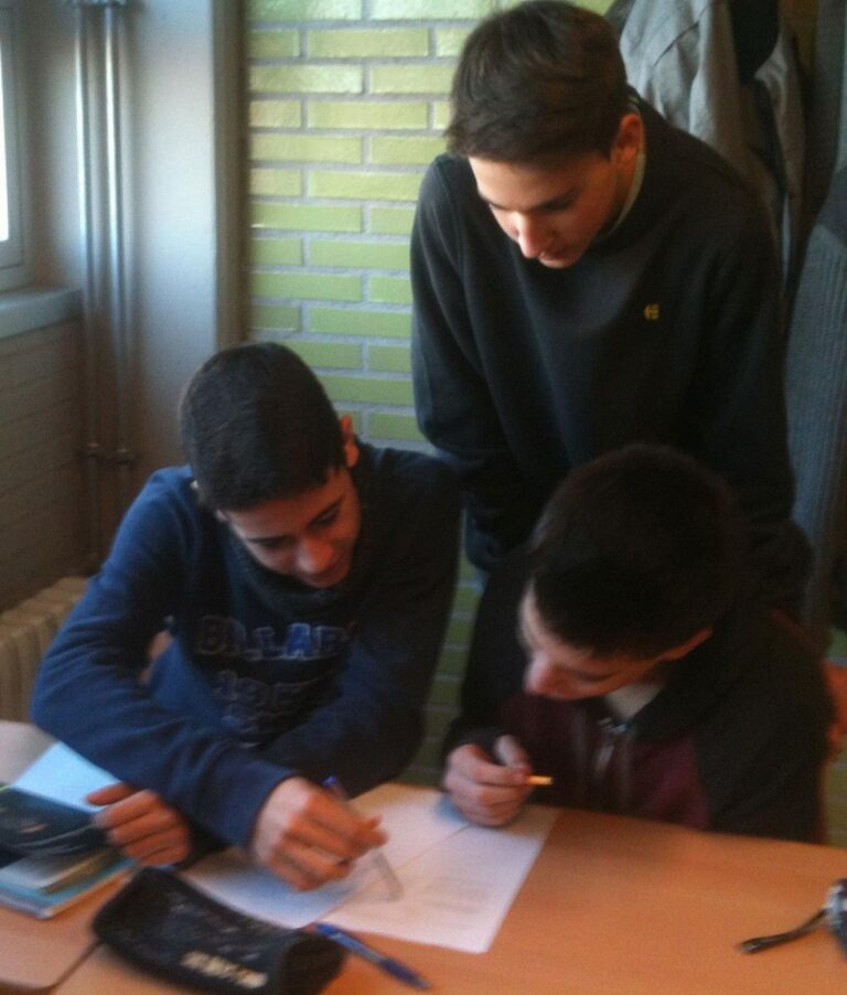 Cracking the genetic code: replicating a scientific discovery – Science ...