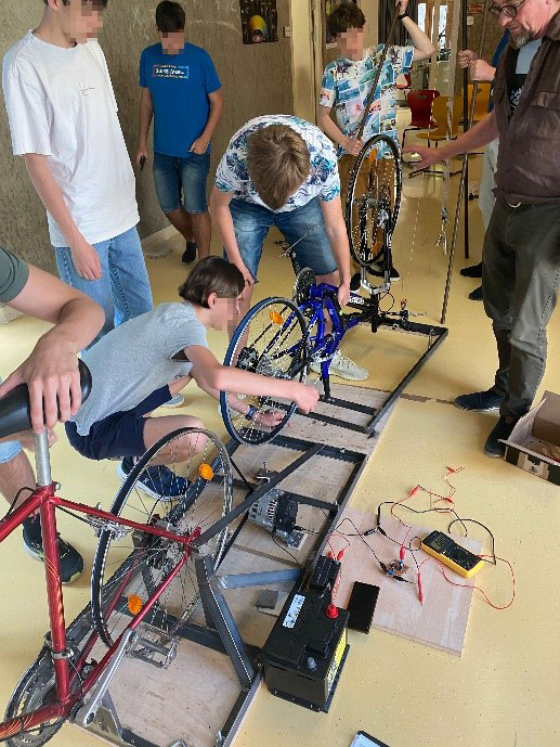 From cycling to upcycling: learn about energy conversions by building ...